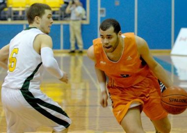 Alex Reis Shoots Lights Out to Lead Mohawk in Tough Win Over Humber ...