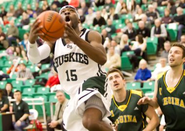 Jamelle Barrett, CIS All-Canadian Signs Professional Contract in ...