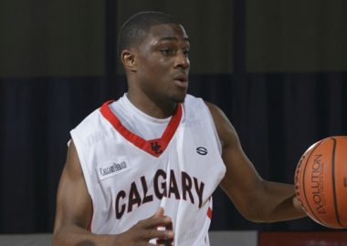 Jarred Ogungbemi-Jackson Sparks the Calgary Dinos Passed Dalhousie ...