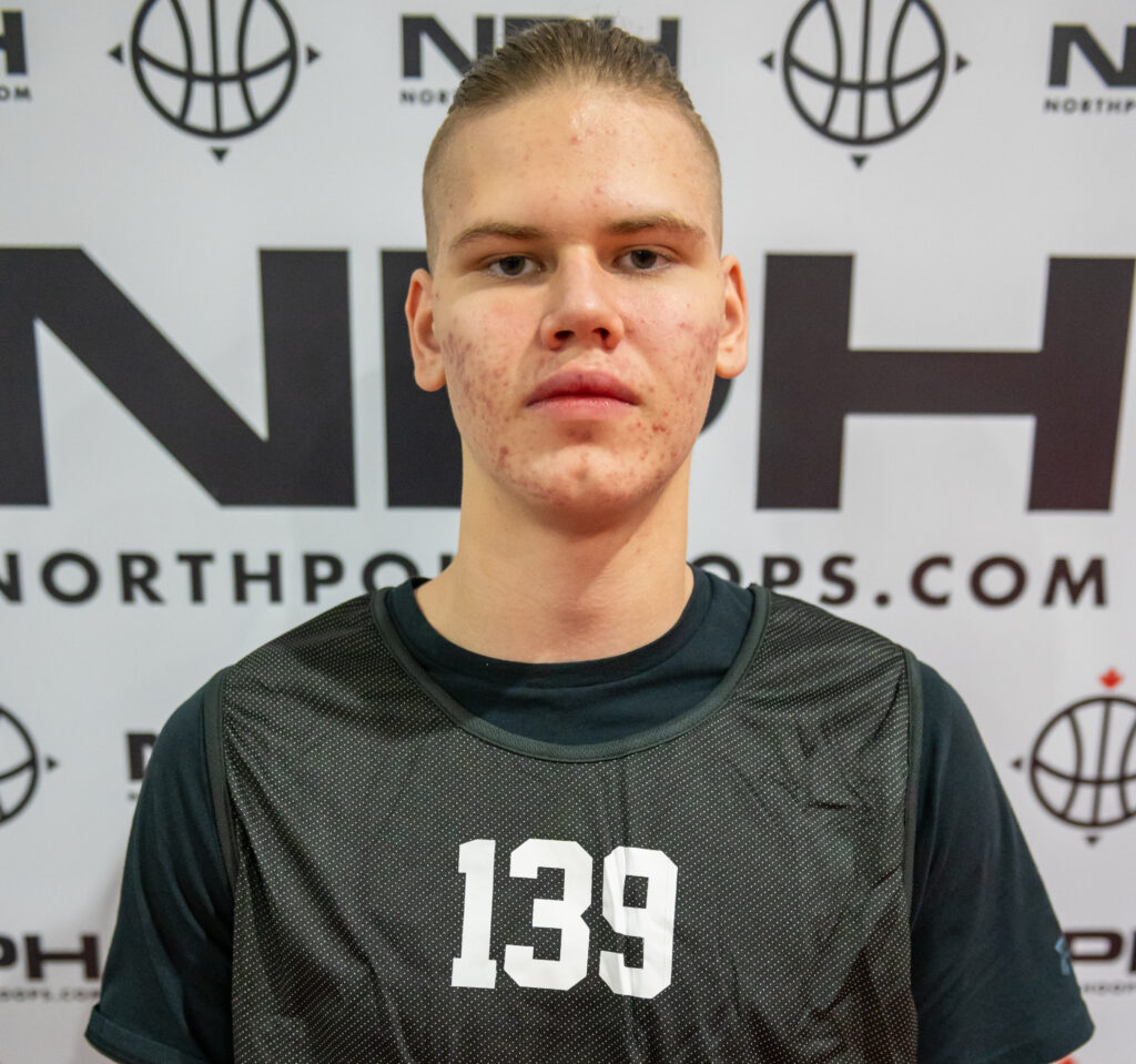 Augustas Brazdeikis - North Pole Hoops
